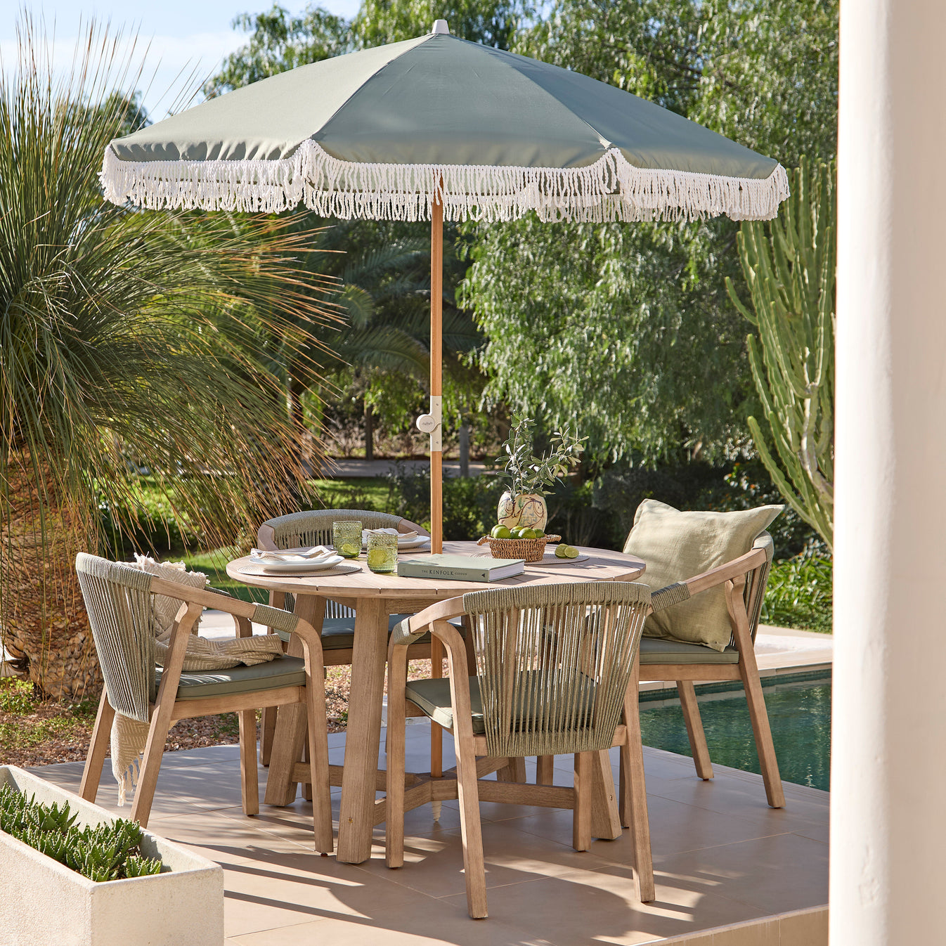 Shiro 4 Seater Round Wooden Garden Dining Set with Shiro Green Rope Di ...